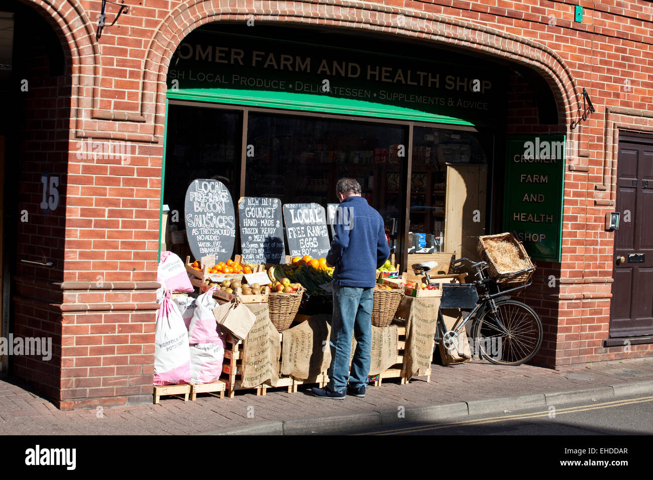 Cromer greengrocer shop hi-res stock photography and images - Alamy