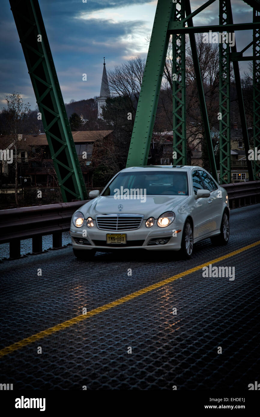 Mercedes bridge hi-res stock photography and images - Alamy