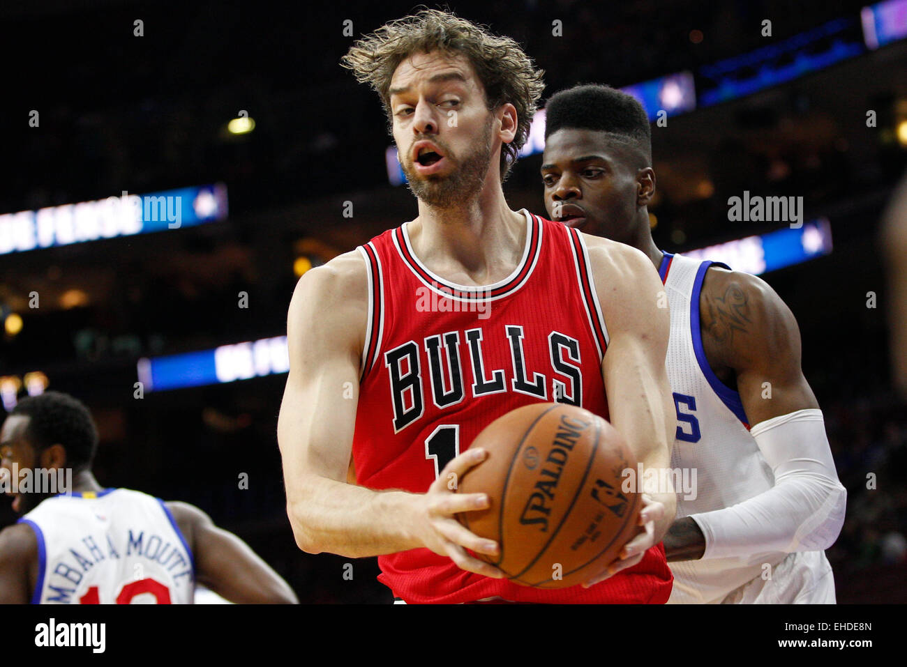 Overtime. 11th Mar, 2015. Chicago Bulls forward Pau Gasol (16) looks to ...
