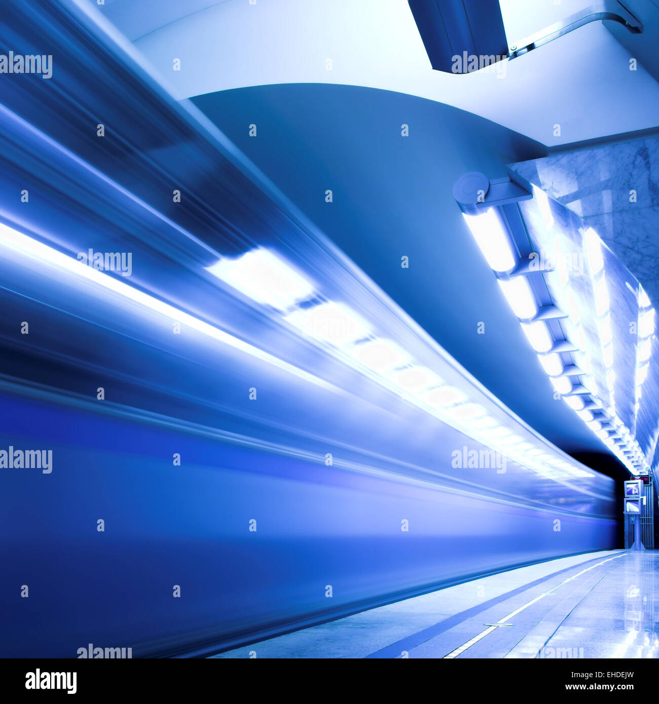 Fast train in subway Stock Photo - Alamy