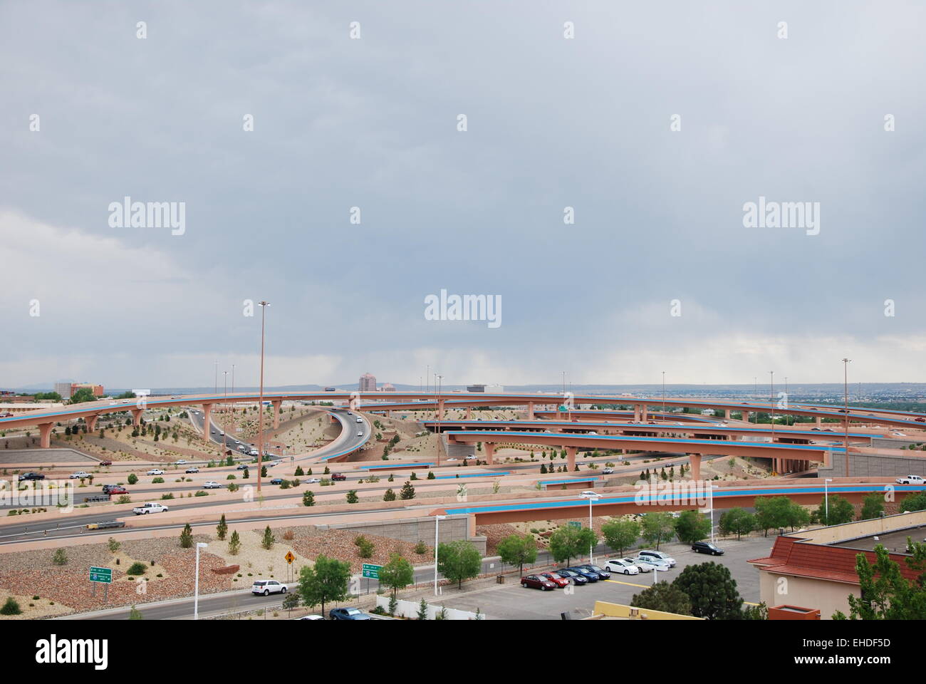 Straßen verkehr autobahnen autobahnen hi-res stock photography and ...