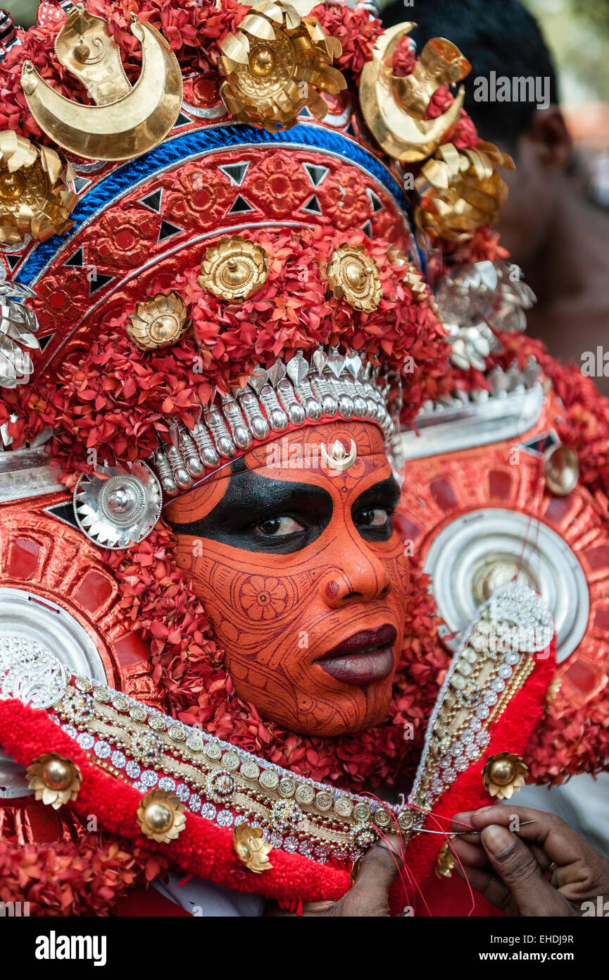 Theyyam dance hi-res stock photography and images - Alamy