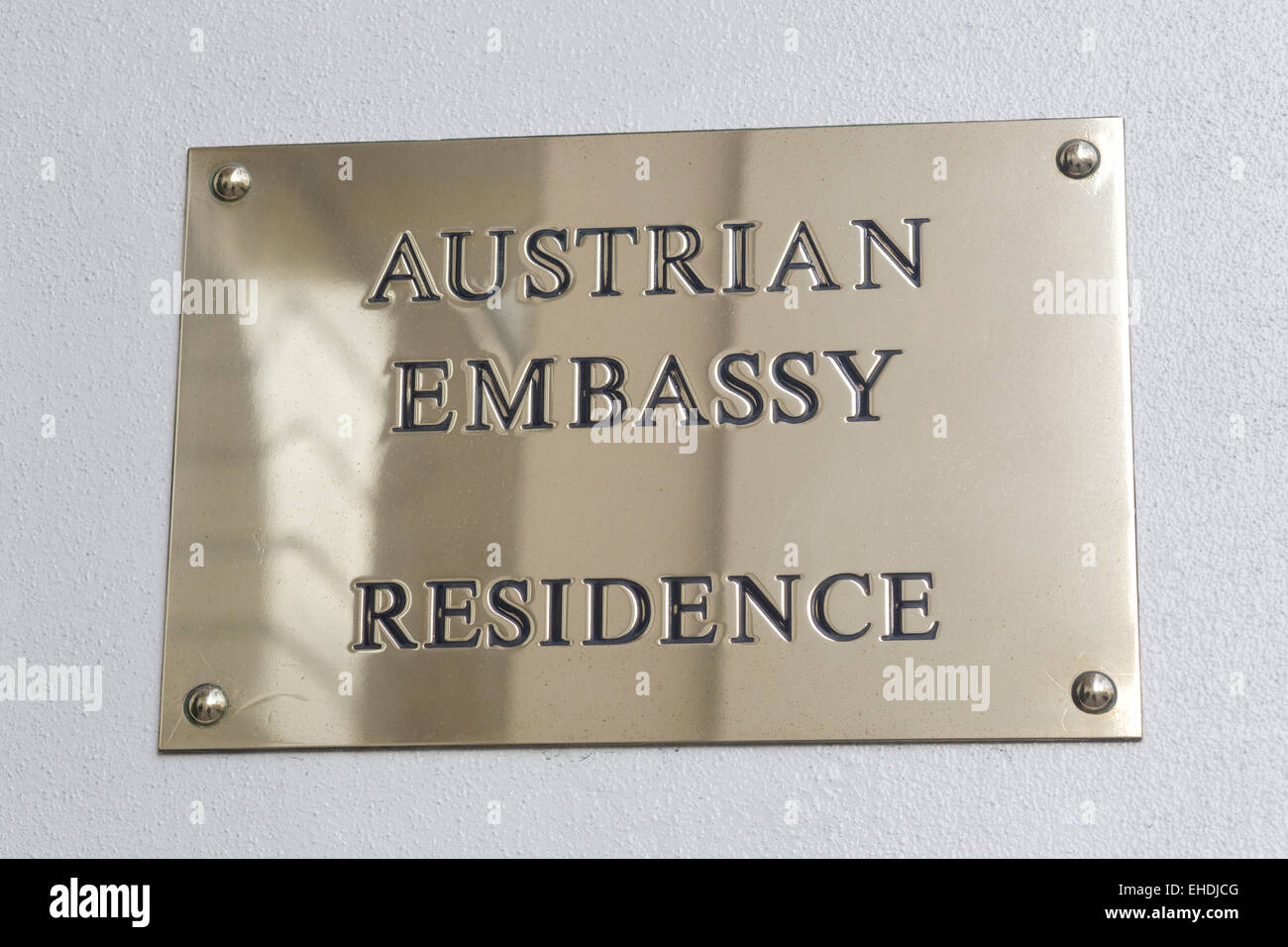 Austrian embassy london hi-res stock photography and images - Alamy