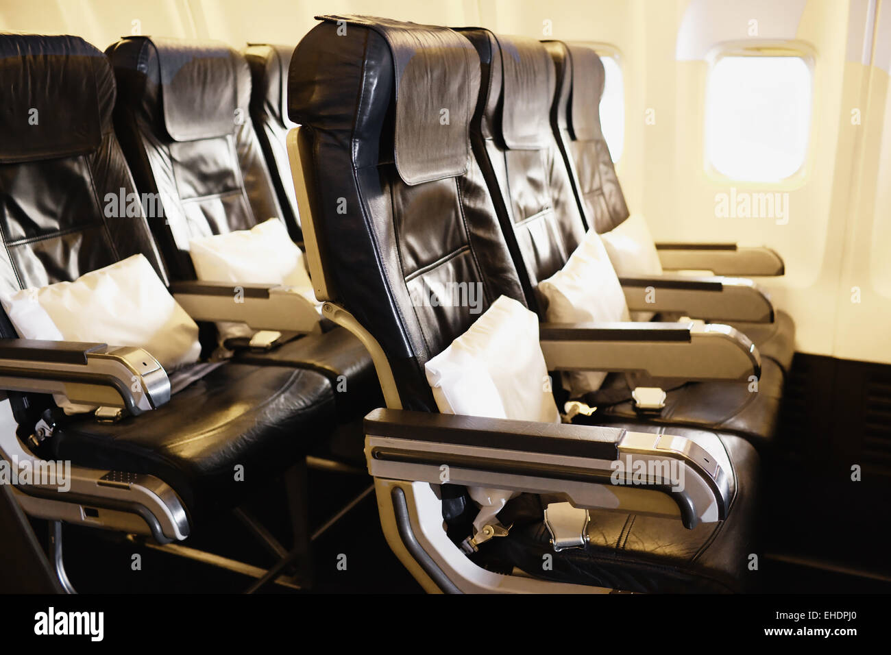 Traditional airplane hi-res stock photography and images - Alamy