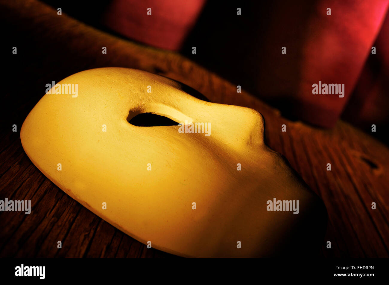 Theater mask hi-res stock photography and images - Alamy