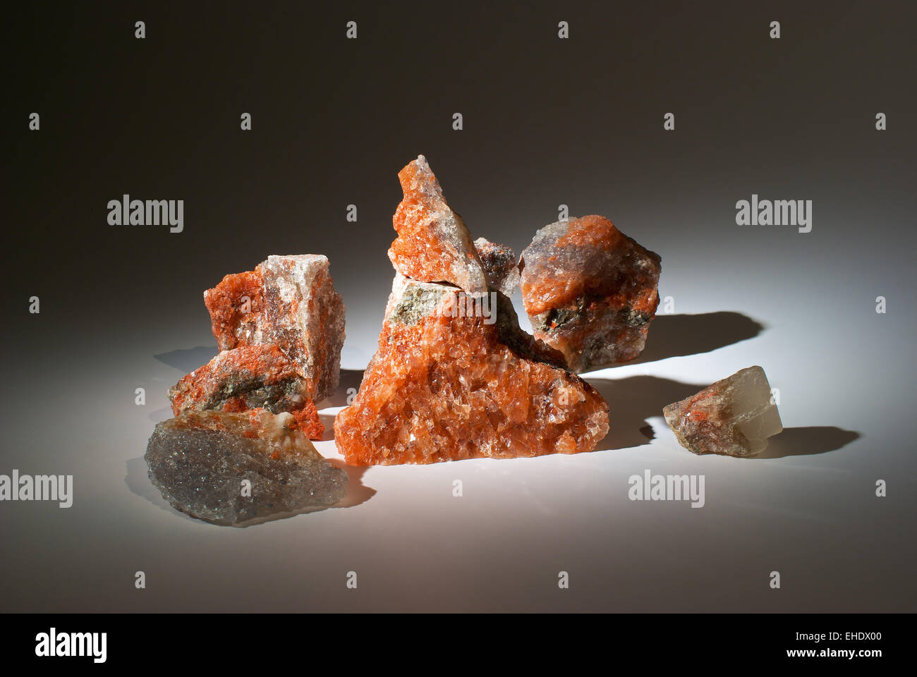 Red salt crystal Stock Photo - Alamy