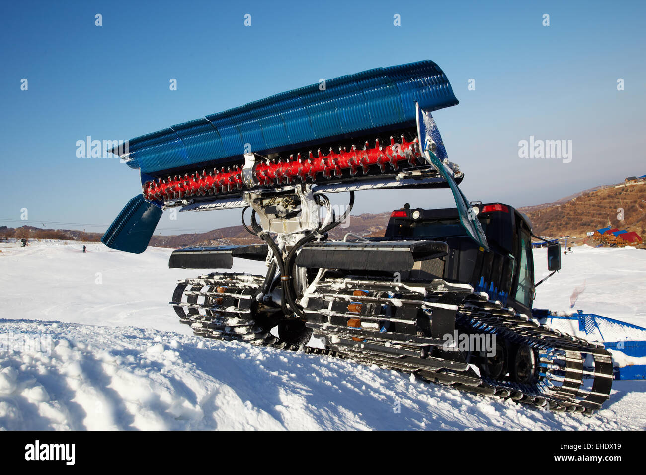 Piste machine hi-res stock photography and images - Alamy