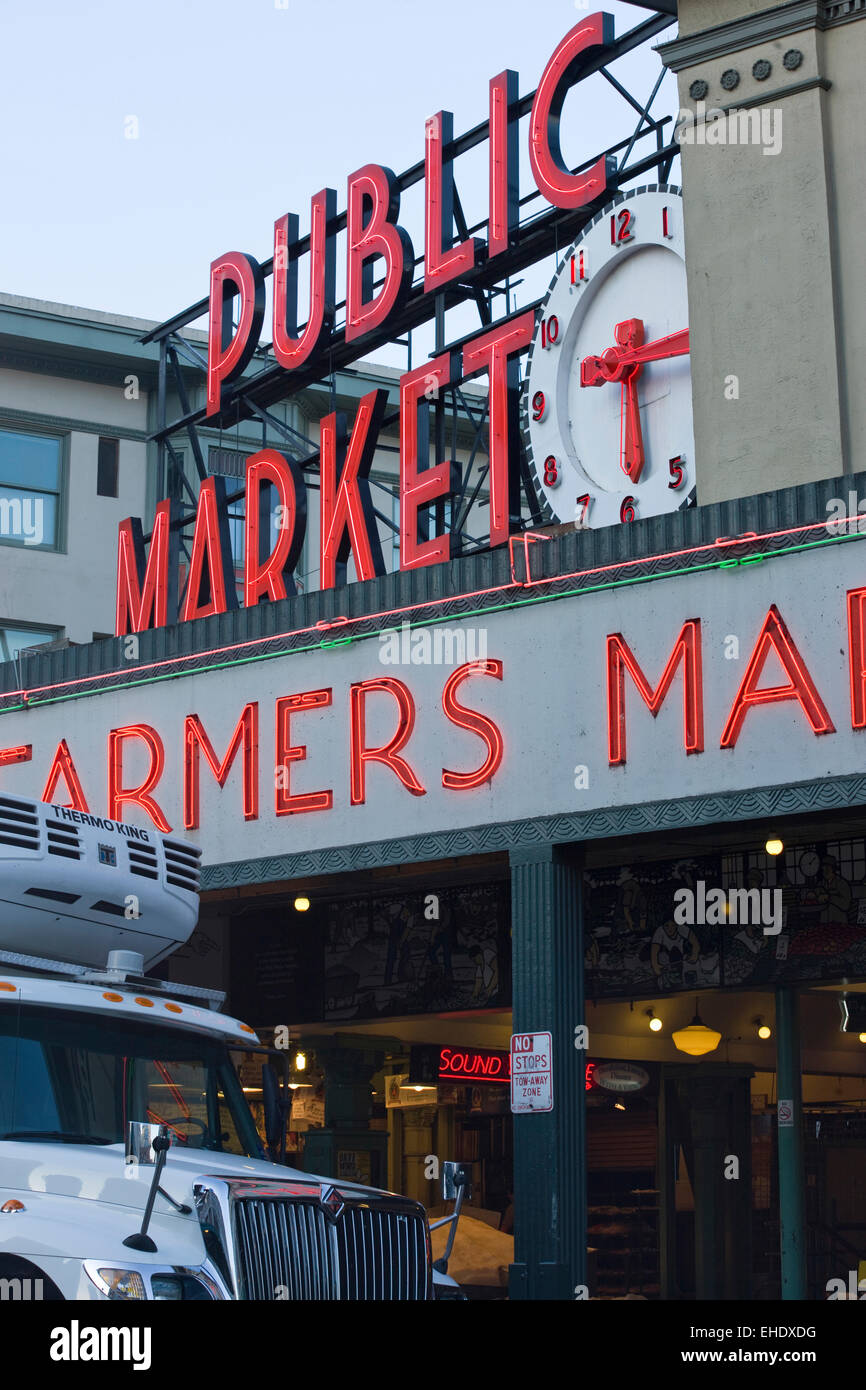PIKE PLACE PUBLIC MARKET CENTER NEON SIGN SEATTLE WASHINGTON STATE USA ...