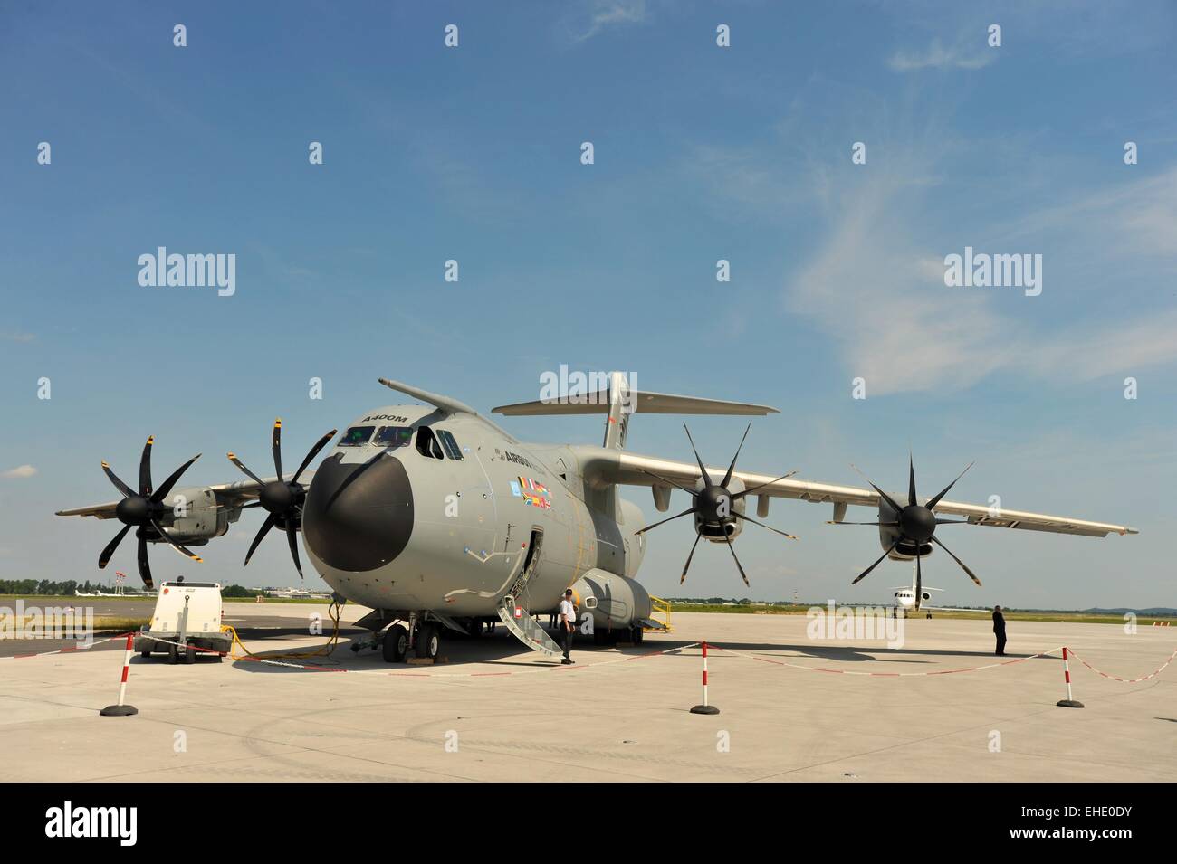 Propeller airbus plane hi-res stock photography and images - Alamy