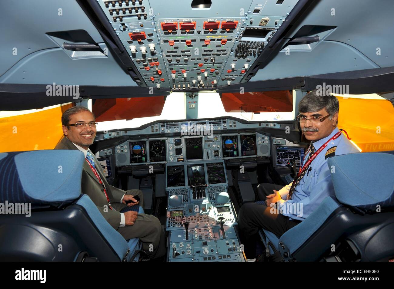 Airbus a380 cockpit hi-res stock photography and images - Alamy