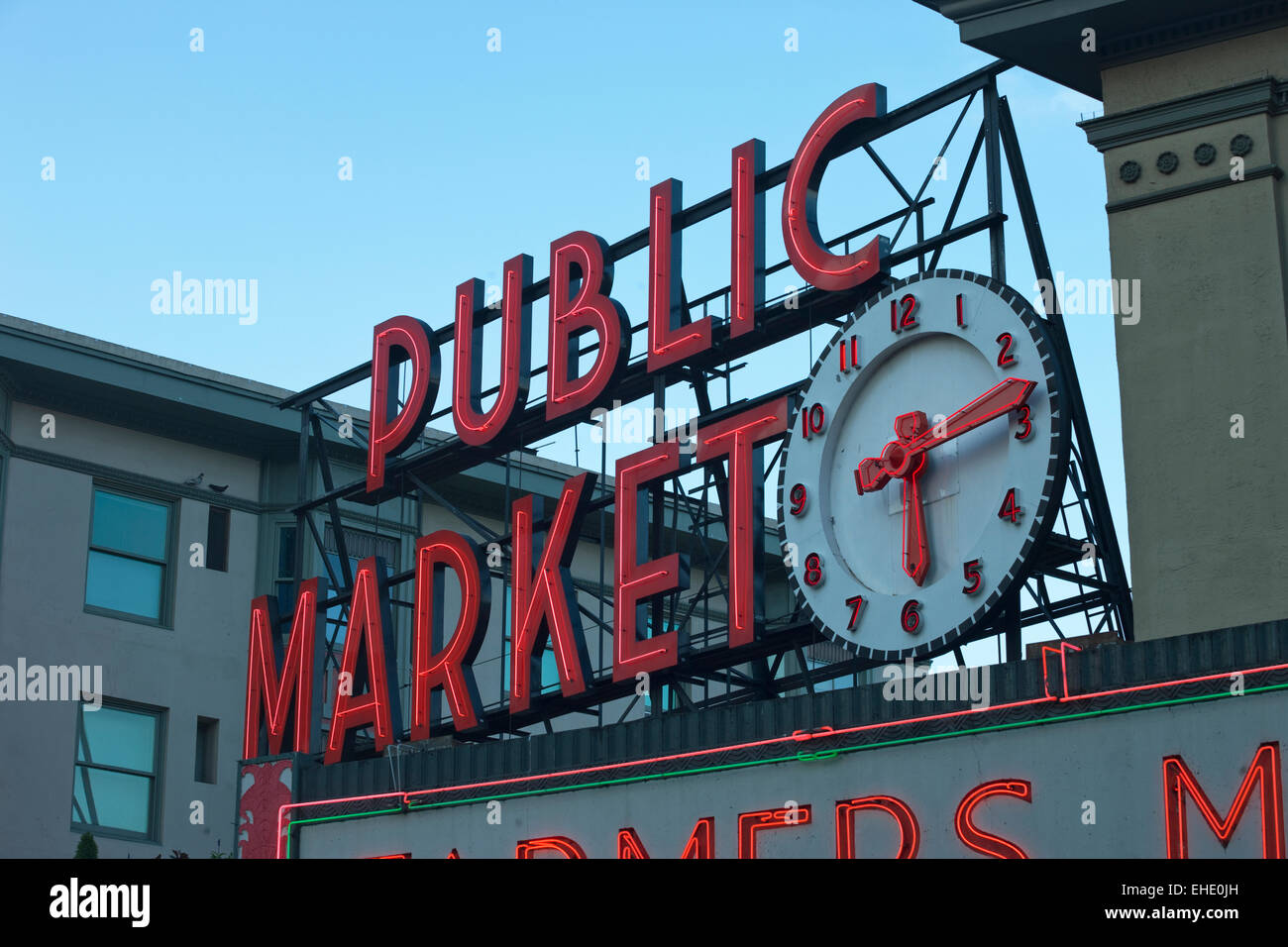 PIKE PLACE PUBLIC MARKET CENTER NEON SIGN SEATTLE WASHINGTON STATE USA ...