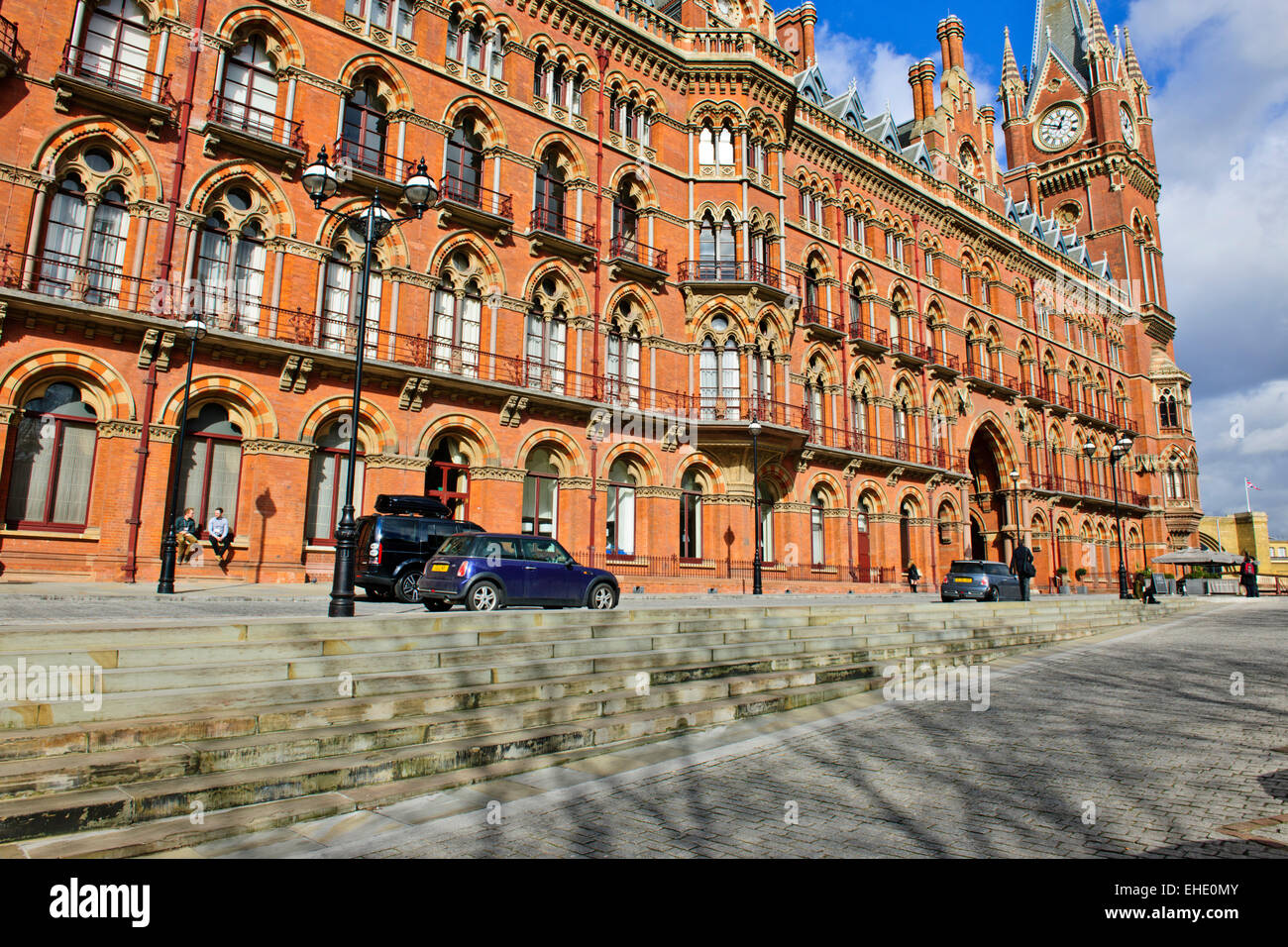 The complex was renovated and expanded from 2001-2007 at a cost of £800 ...