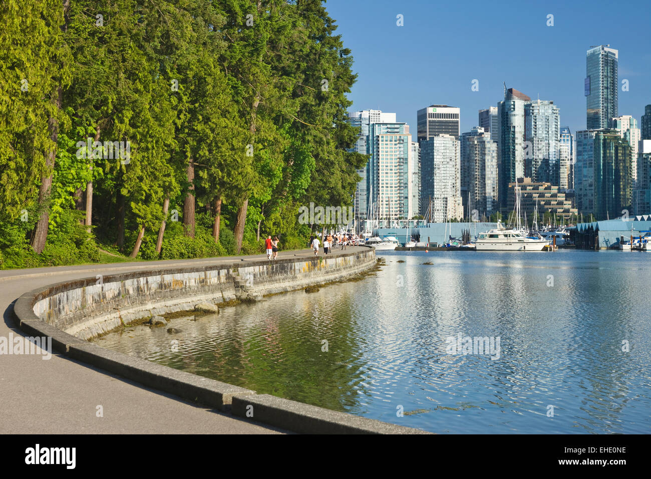 Waterfront walking path hi-res stock photography and images - Alamy