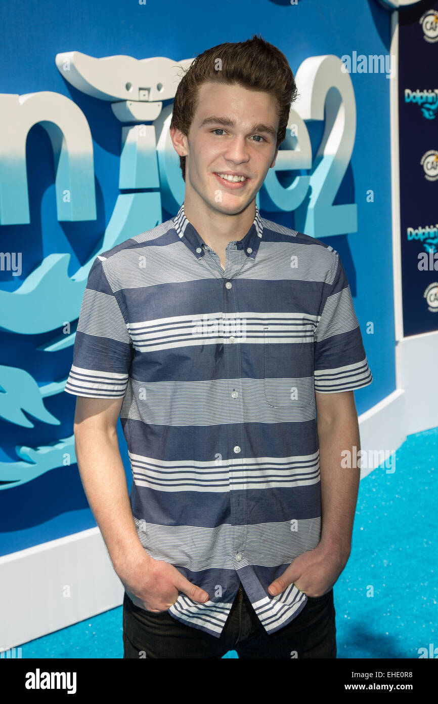 Peyton Dolphin Tale 2