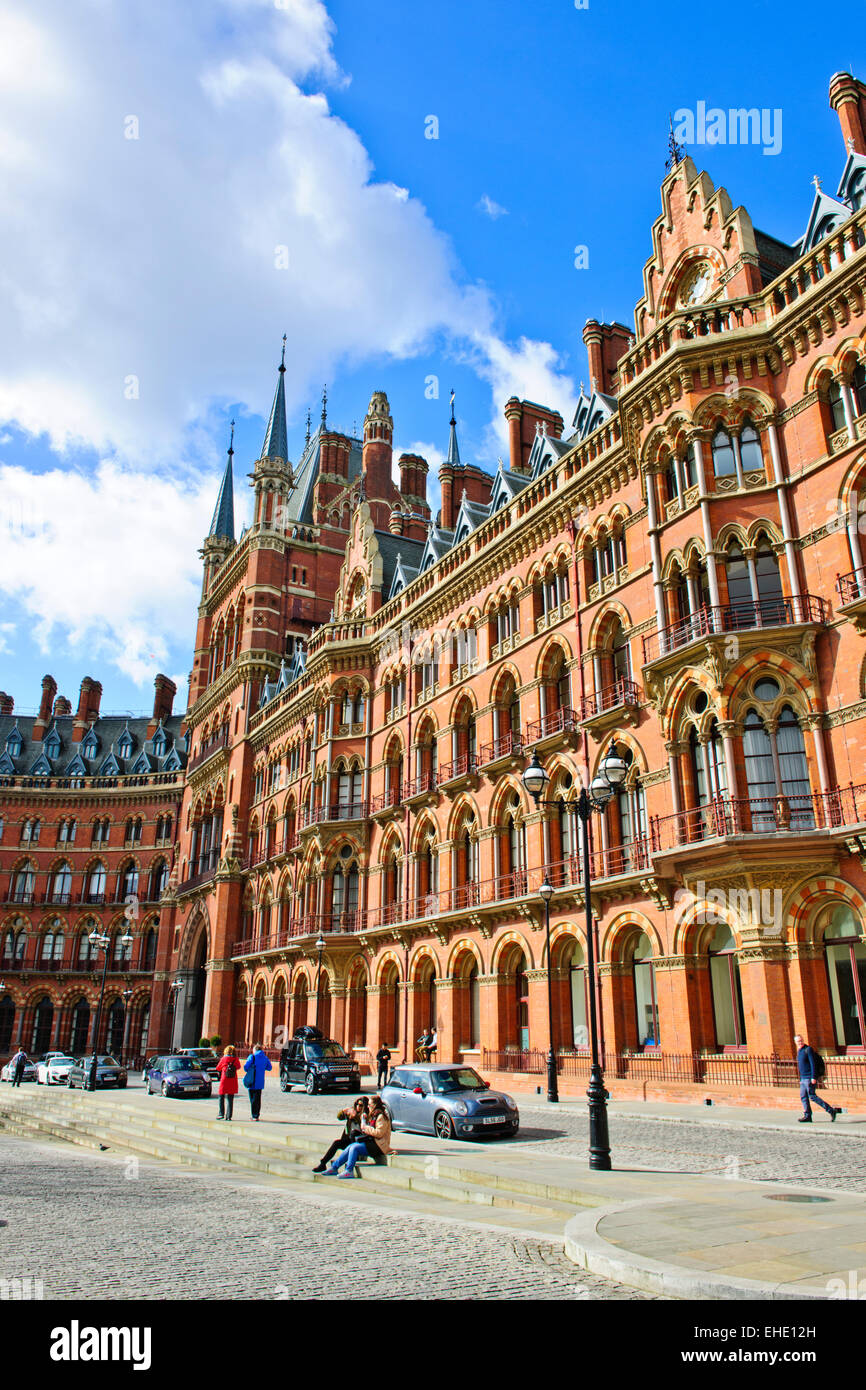 The complex was renovated and expanded from 2001-2007 at a cost of £800 ...