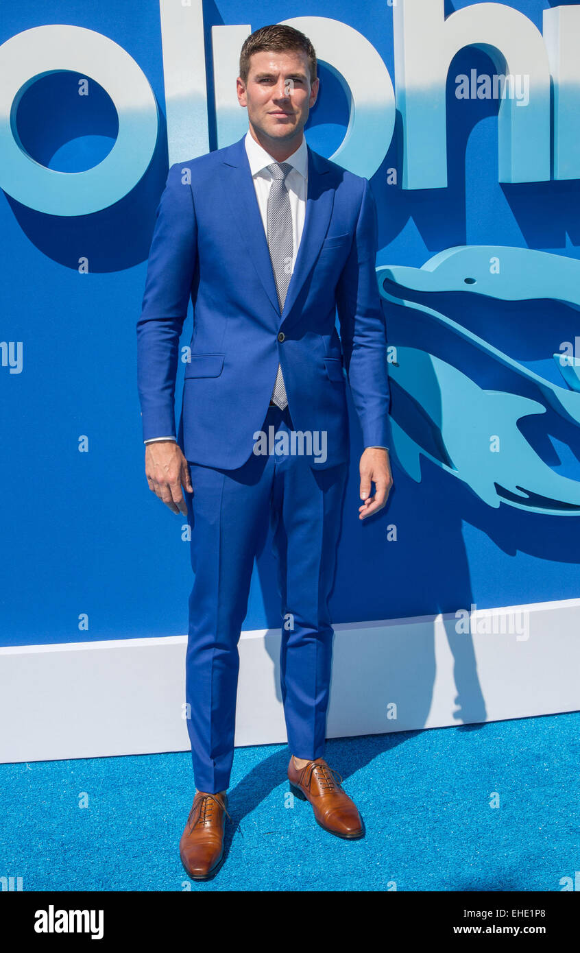 Dolphin Tale 2' world premiere at Regency Village Theater in Los ...