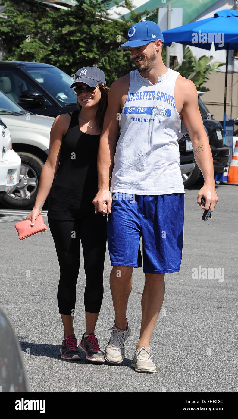 Lea Michele and boyfriend Matthew Paetz go running in Los Angeles ...