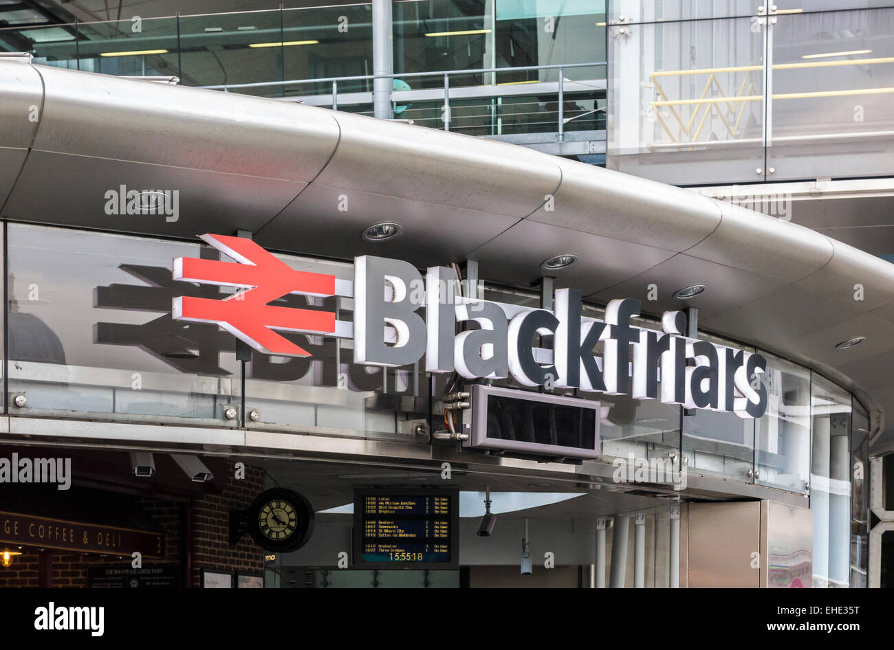 National rail logo hi-res stock photography and images - Alamy