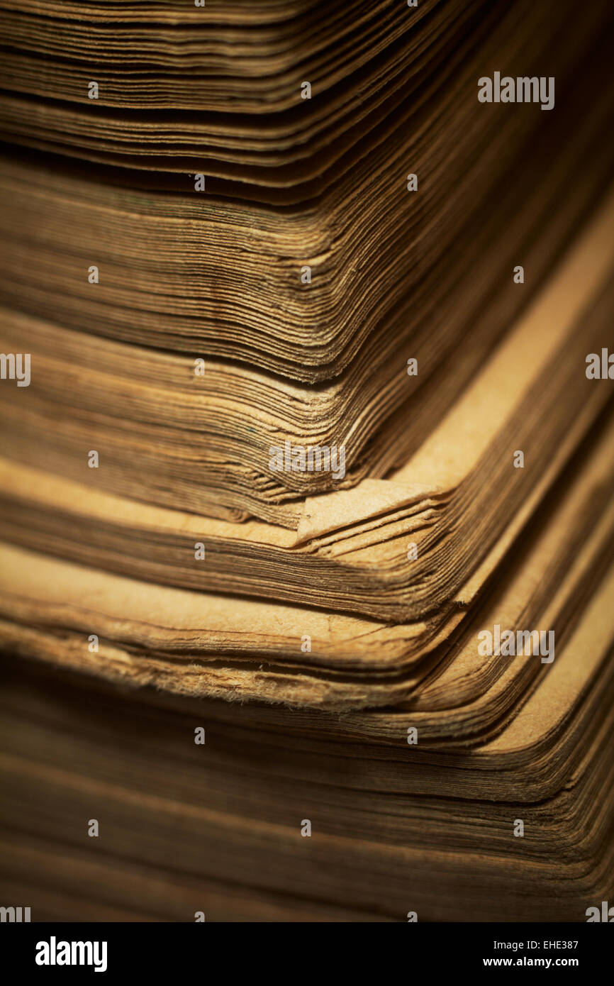 Old pages hi-res stock photography and images - Alamy