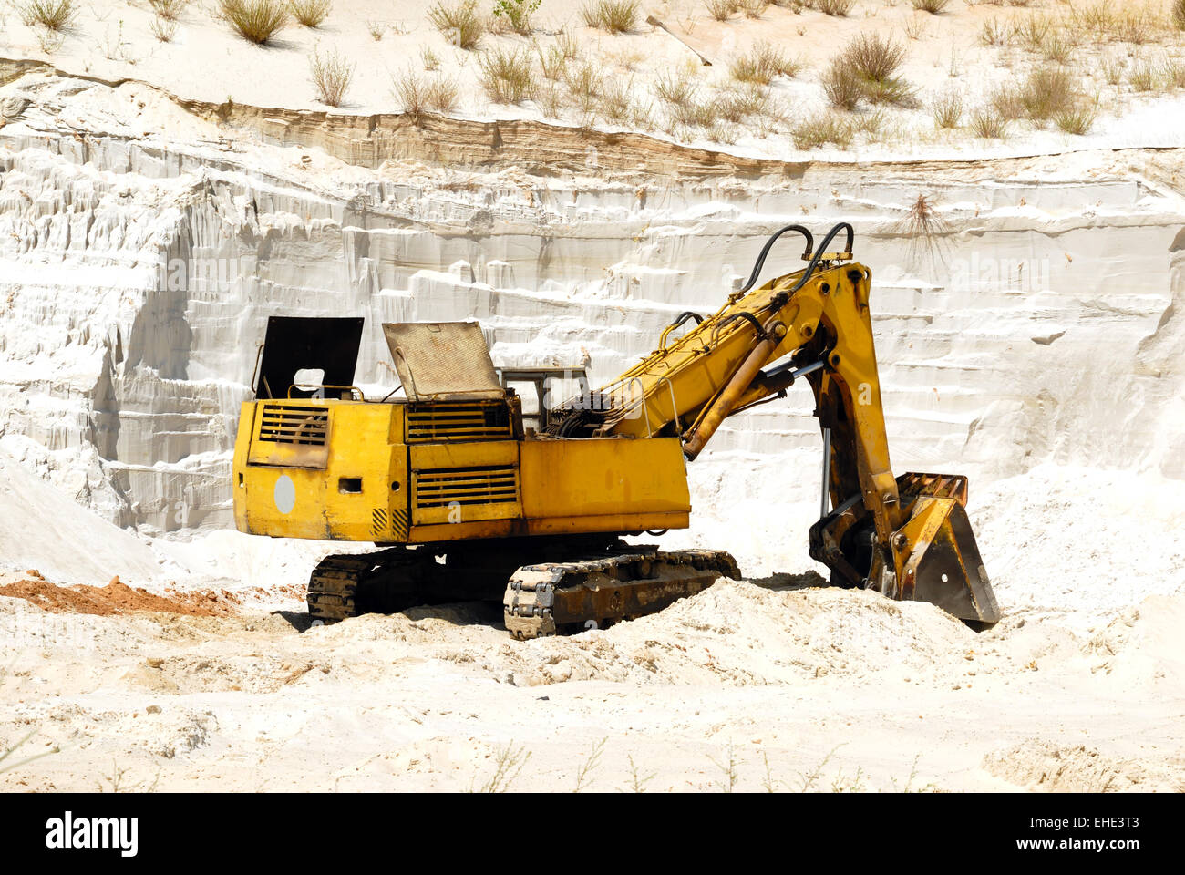Dredge machine hi-res stock photography and images - Alamy