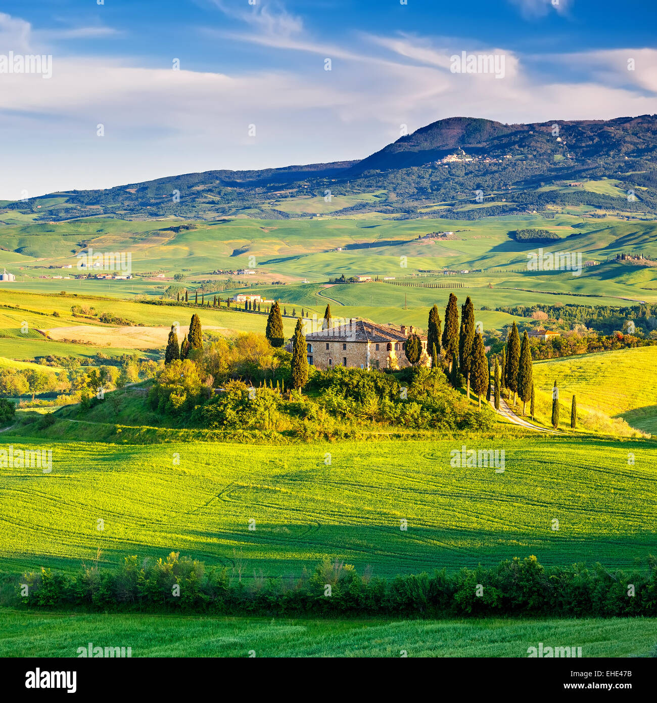 Tuscany landscape hi-res stock photography and images - Alamy
