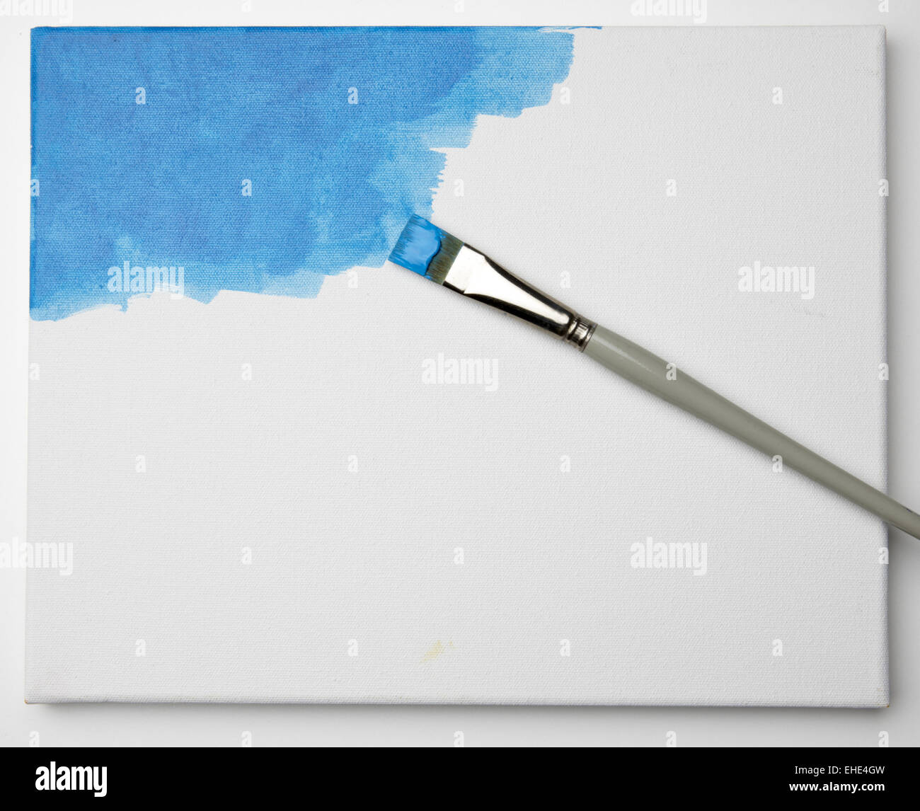Blue painting hi-res stock photography and images - Alamy