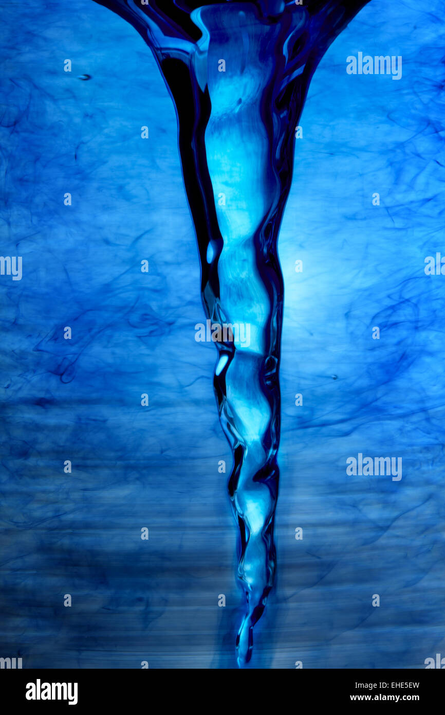 Chemicals mixing hi-res stock photography and images - Alamy