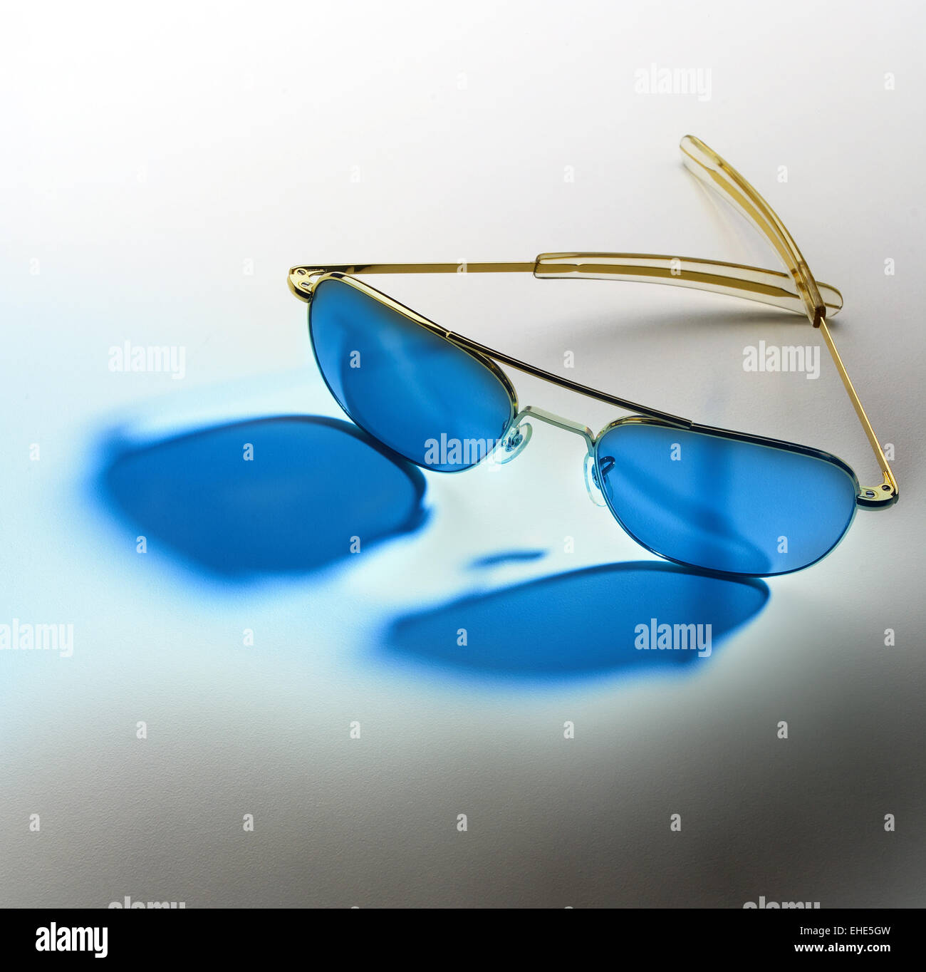 Blue lens shades hi-res stock photography and images - Alamy