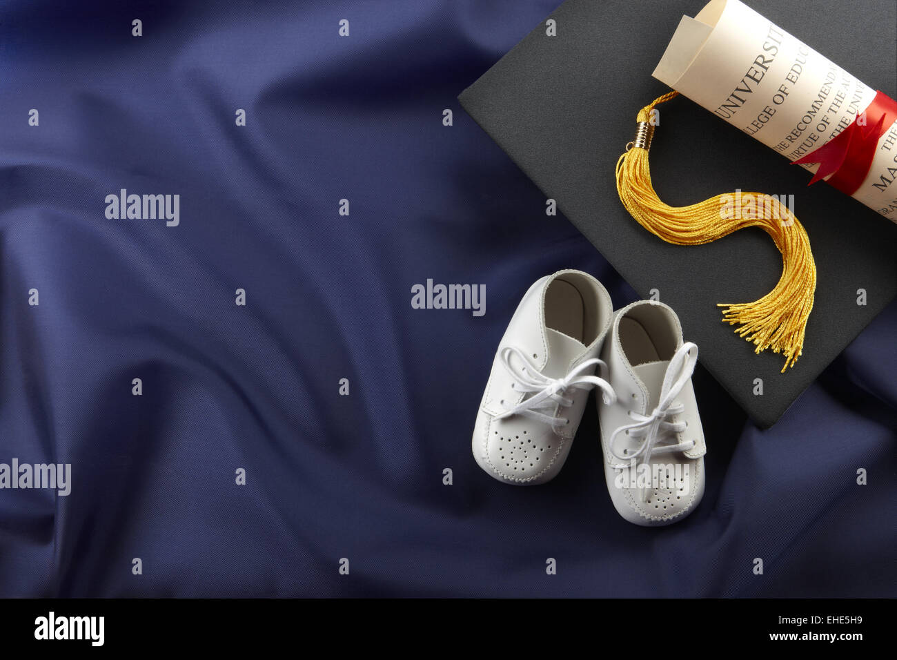 Baby graduation hat hi-res stock photography and images - Alamy