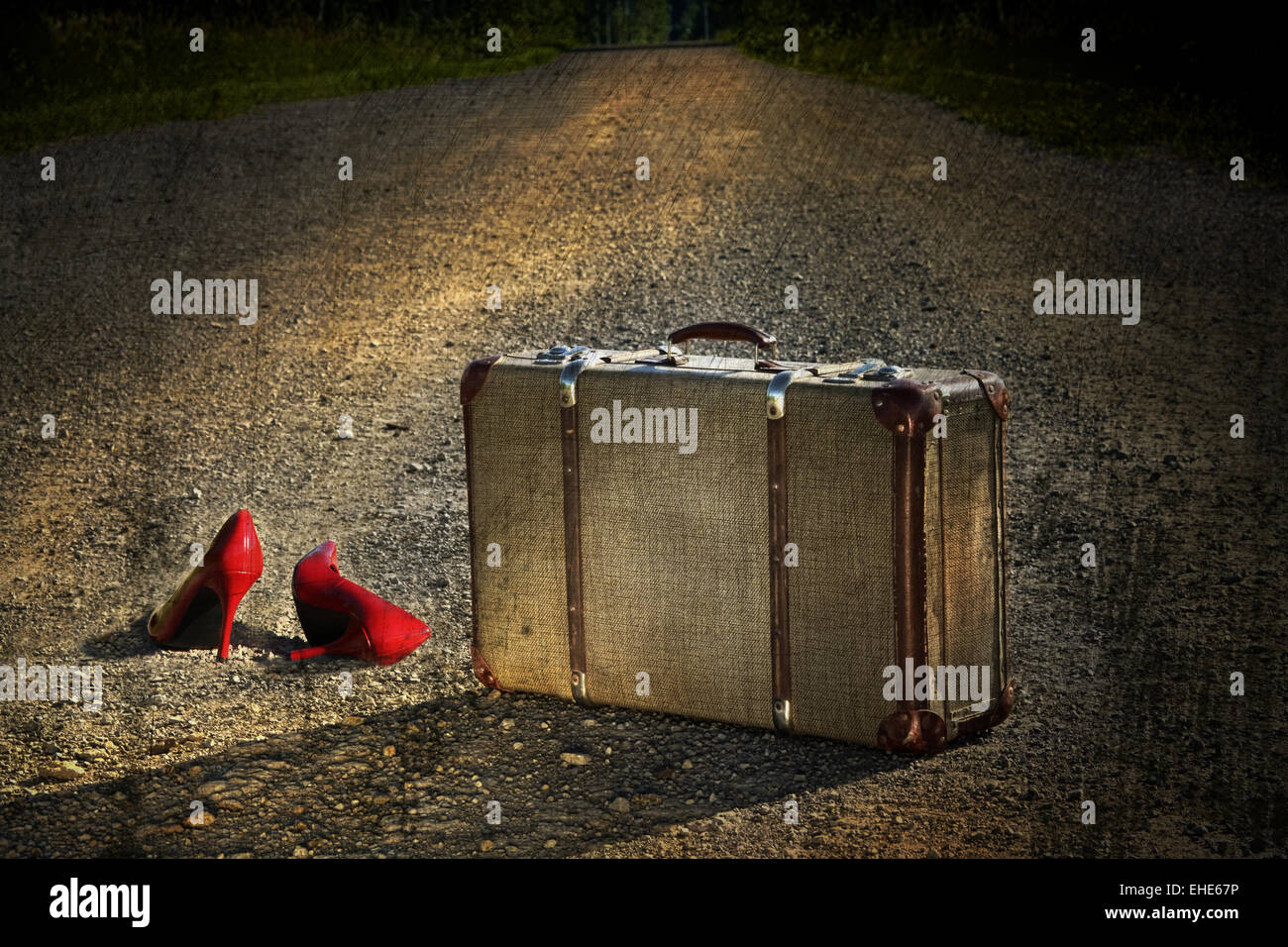 Old left luggage hi-res stock photography and images - Alamy