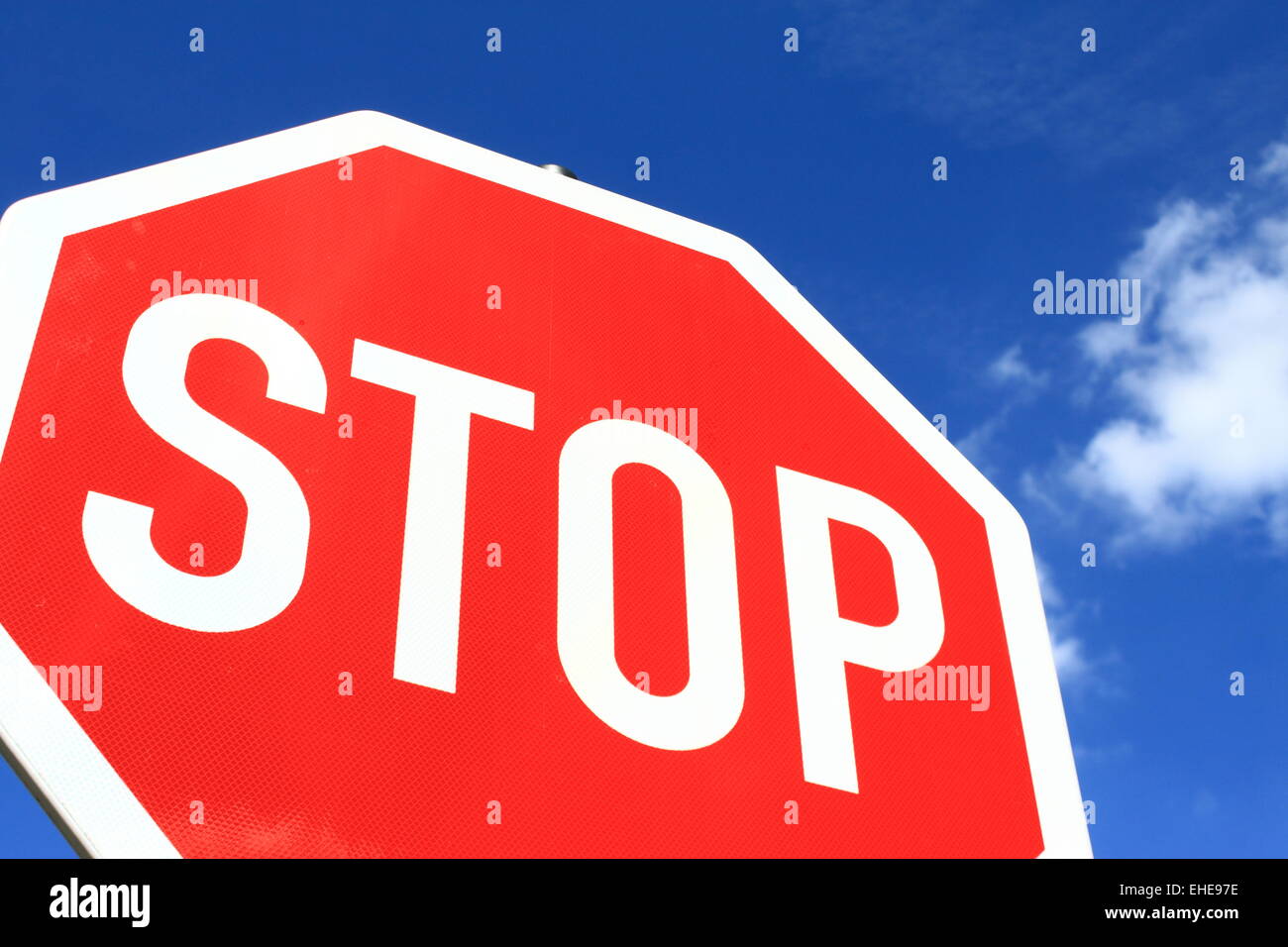 Stop schild hi-res stock photography and images - Alamy