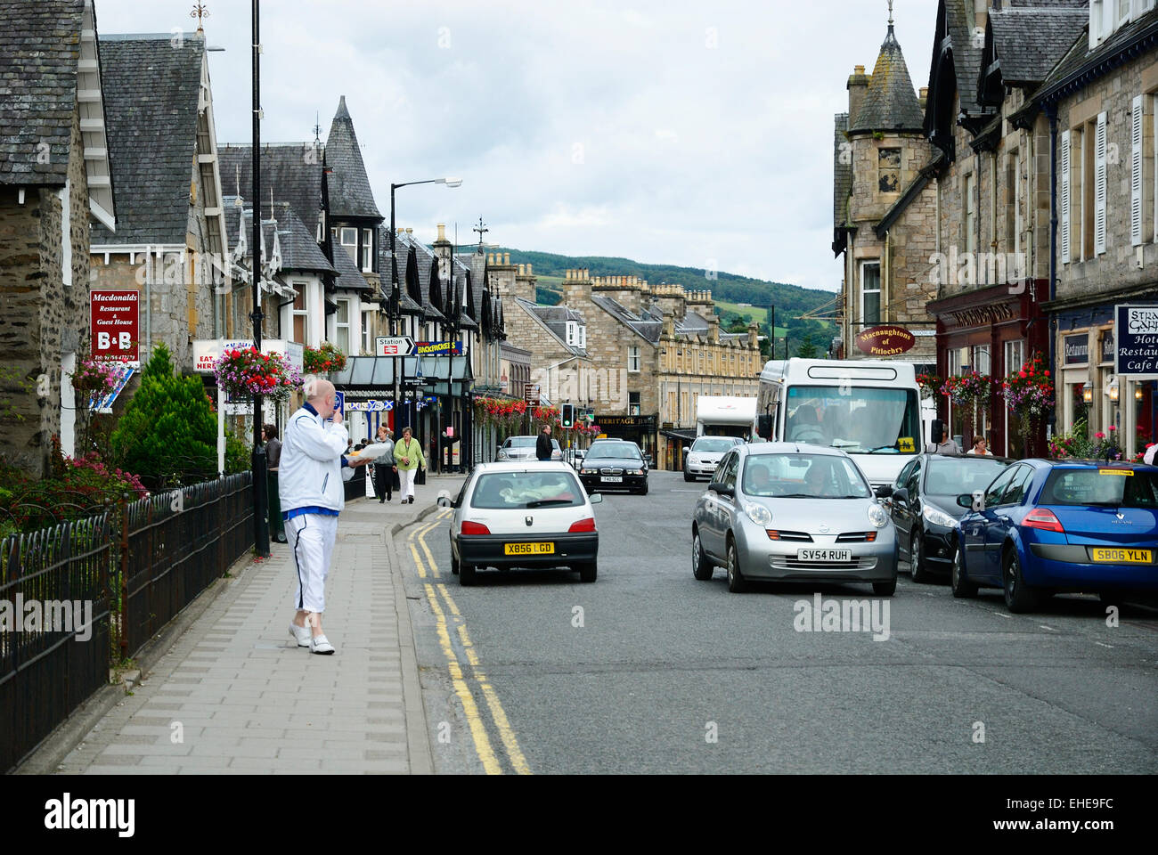 Scotland pitlochry houses hi-res stock photography and images - Alamy