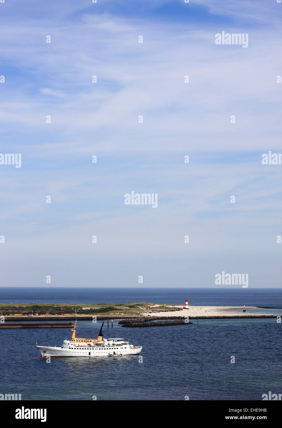 Helgoland ferry ship boat hi-res stock photography and images - Alamy