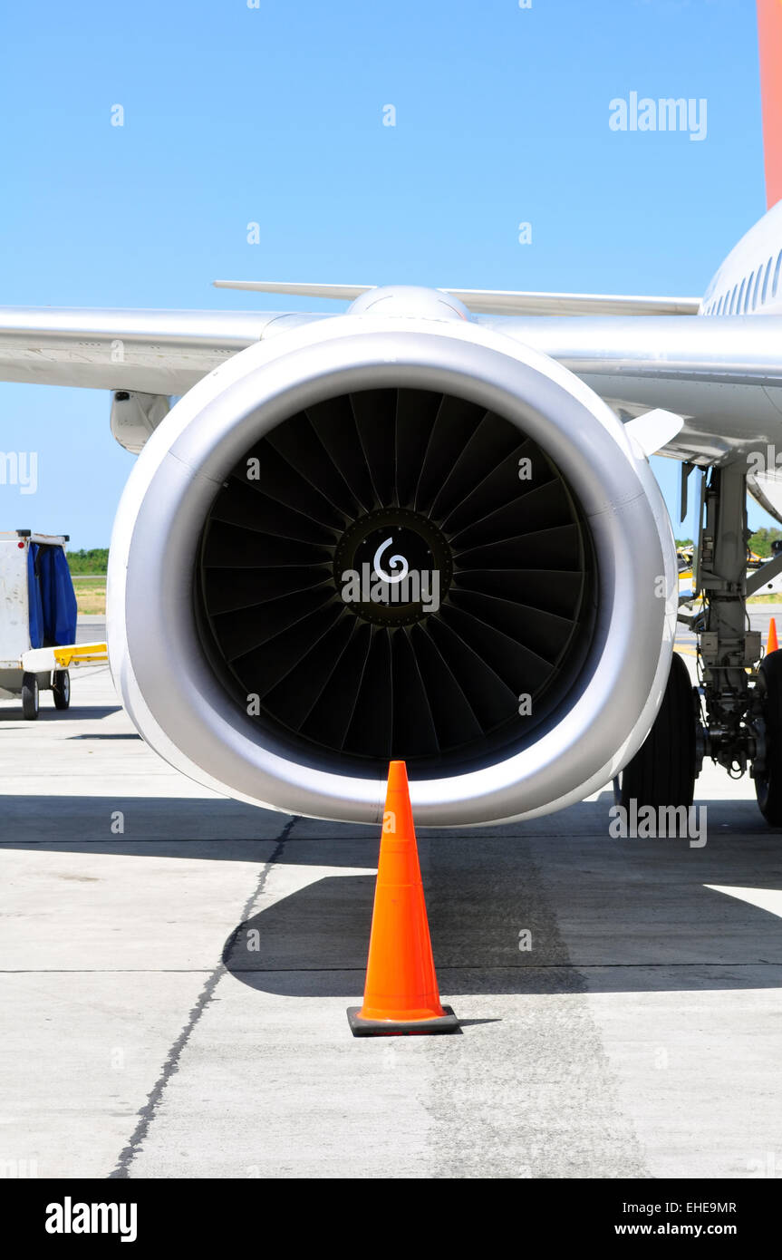 Air transportation hi-res stock photography and images - Alamy