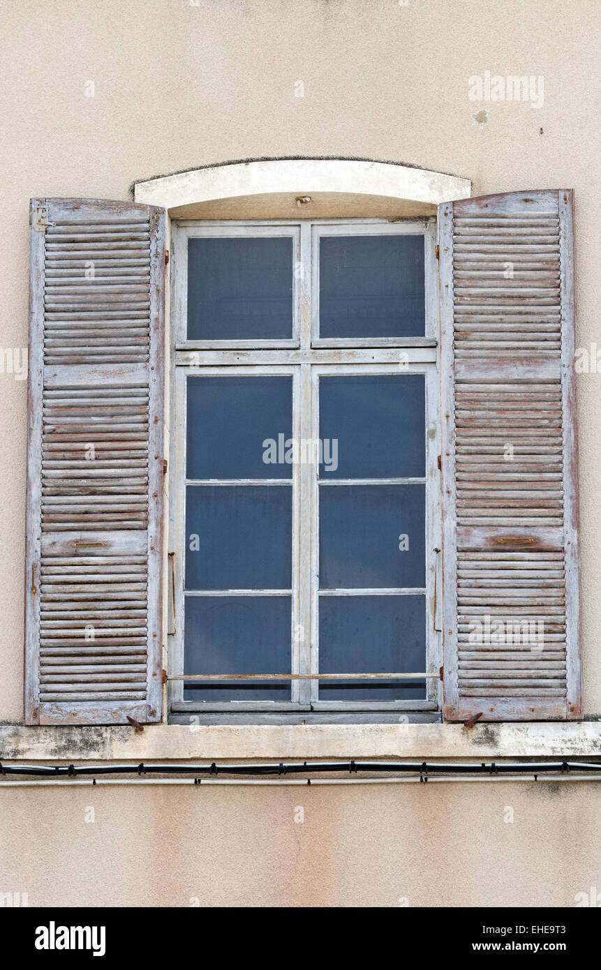 Chipped window hi-res stock photography and images - Alamy