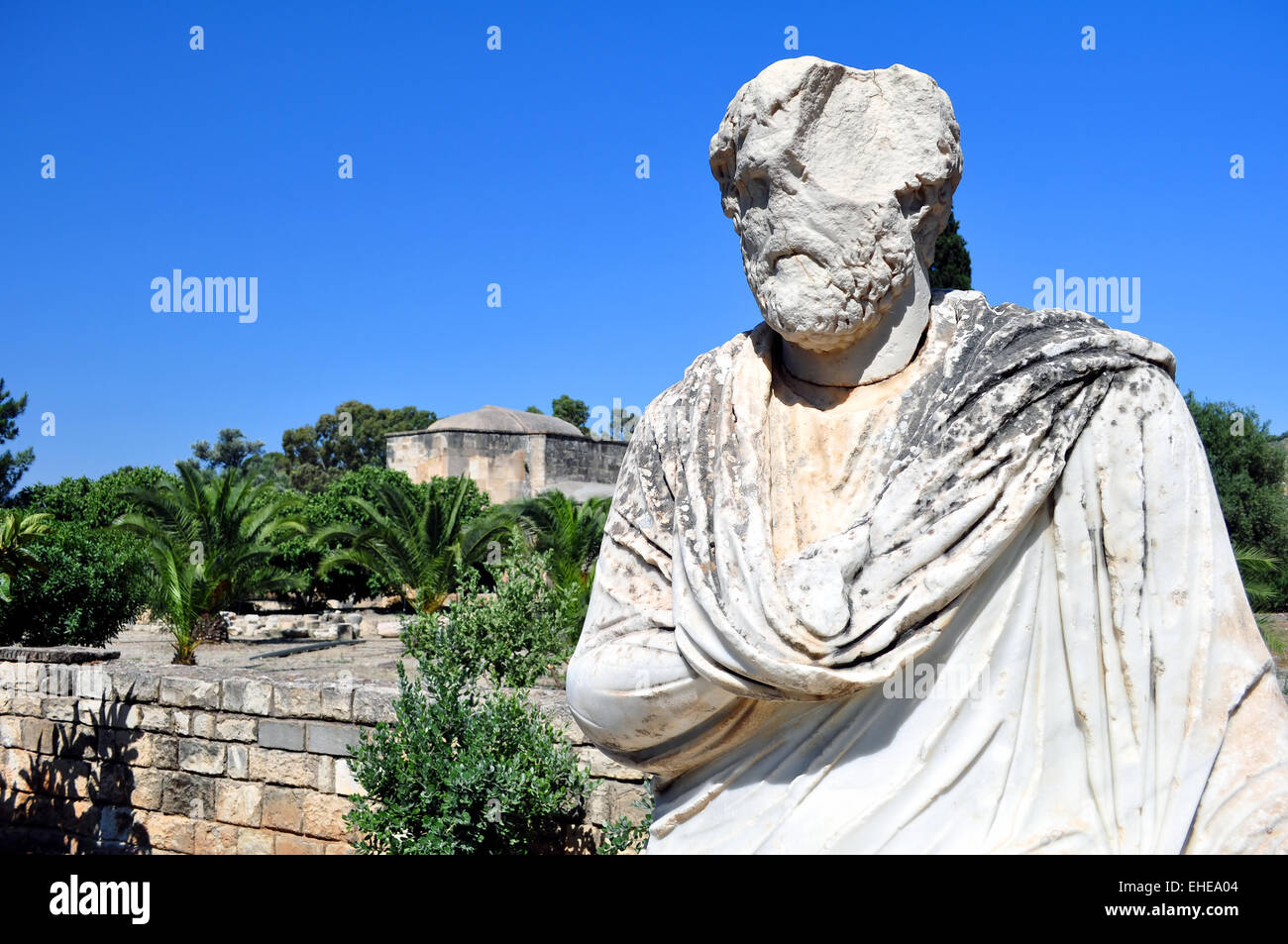 With greek statue hi-res stock photography and images - Alamy