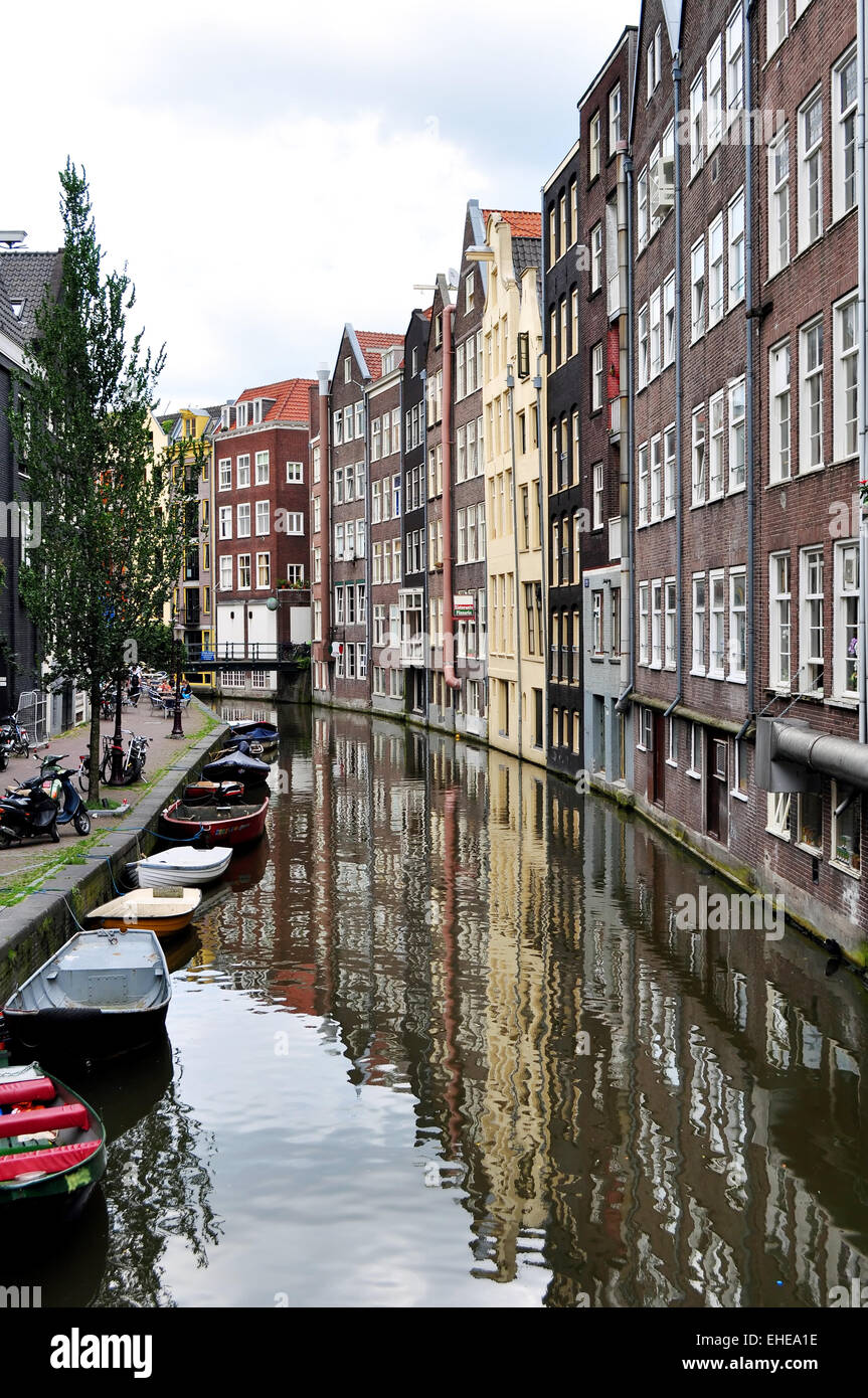 Amsterdam buildings hi-res stock photography and images - Alamy
