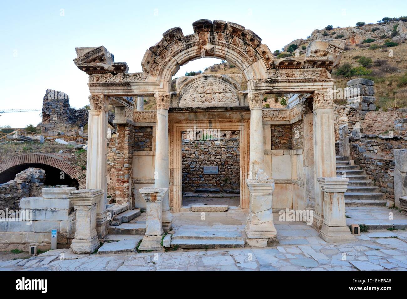 Hadrian tempel hi-res stock photography and images - Alamy Hadrian tempel hi-res stock photography and images - Alamy
