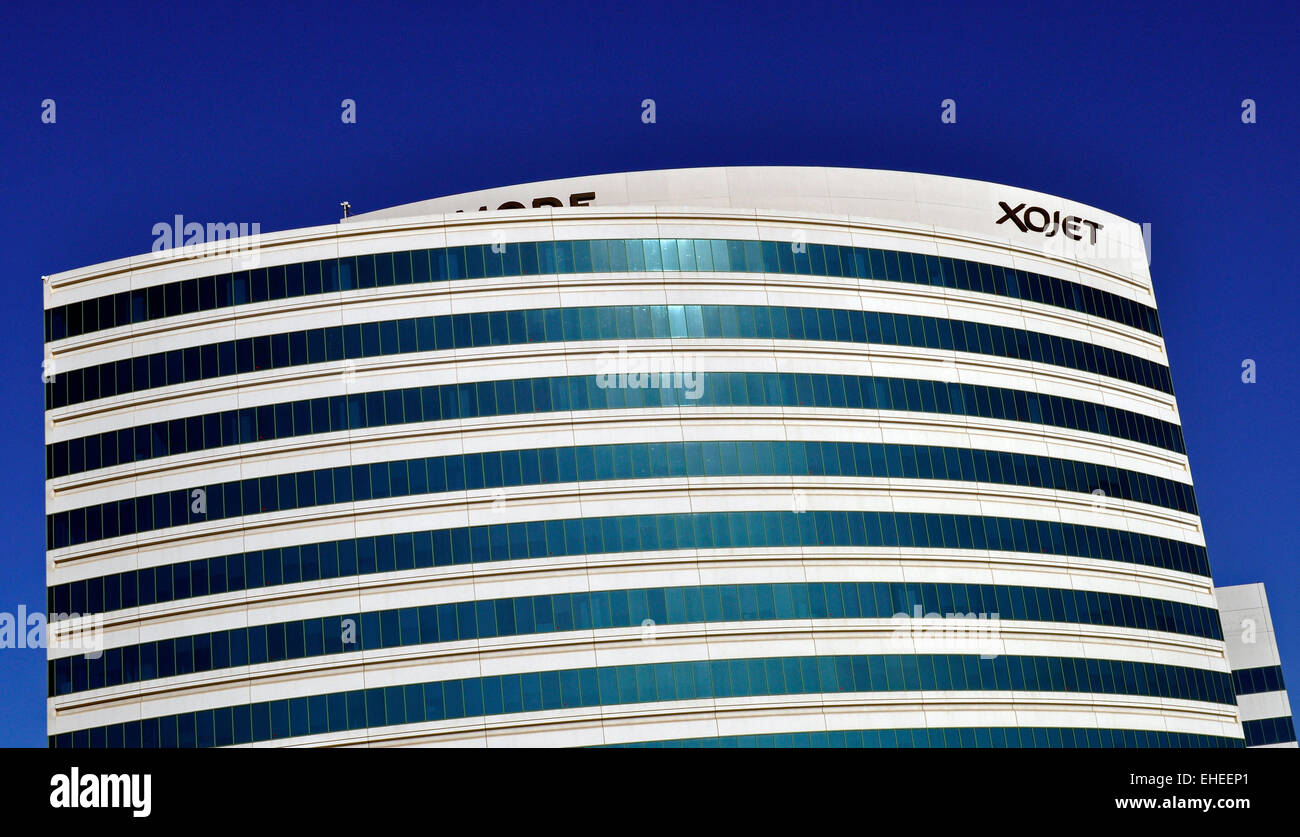 Business headquarters building hi-res stock photography and images - Alamy