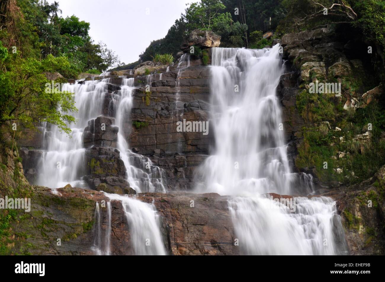 Ramboda waterfall sri lanka Stock Photo - Alamy