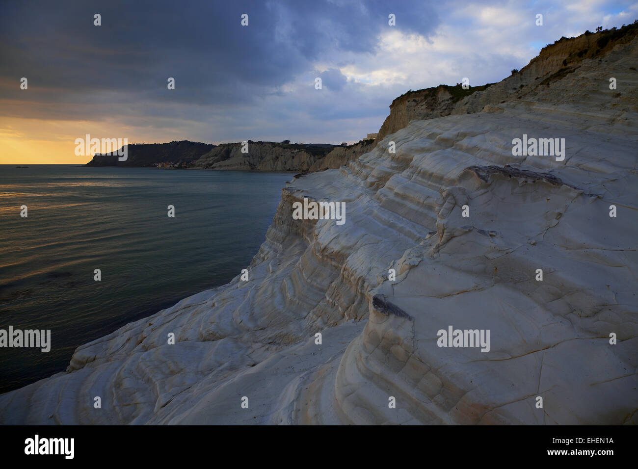 white reef in Realmonte, Sicily, Italy Stock Photo - Alamy