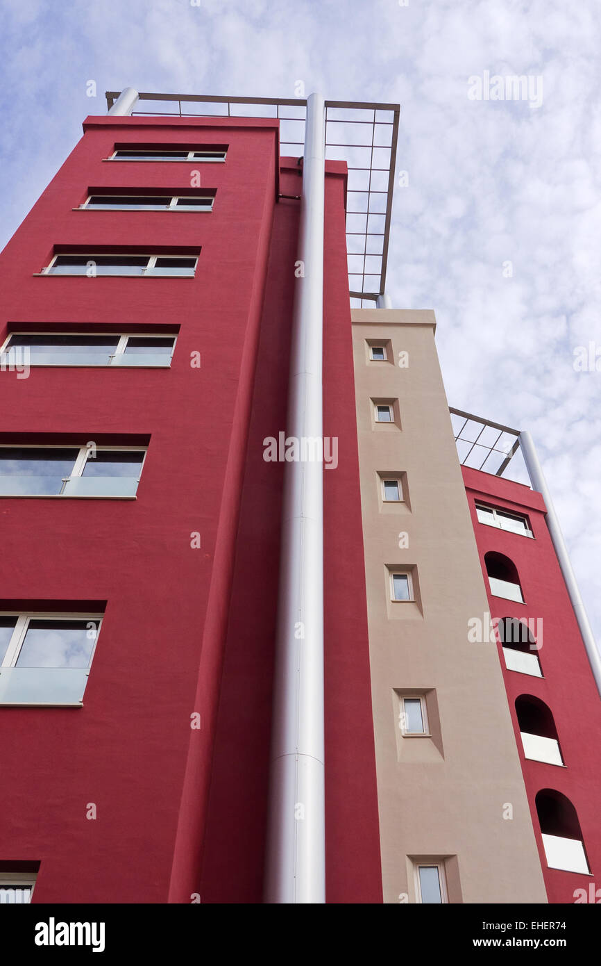 High rise apartment block cladding hi-res stock photography and images ...
