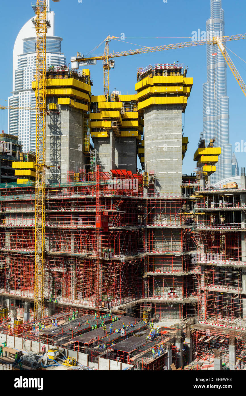 High rise in construction hi-res stock photography and images - Alamy
