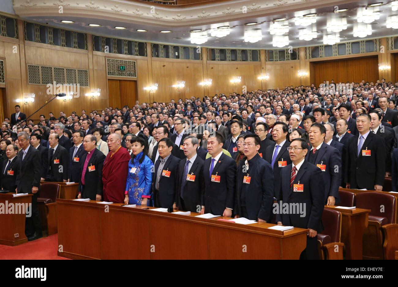 Chinese people sing in hi-res stock photography and images - Alamy