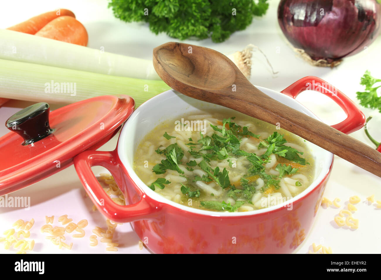 Zwiebel soup hi-res stock photography and images - Alamy