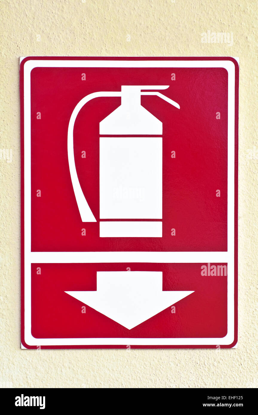 Fire extinguisher sign hi-res stock photography and images - Alamy