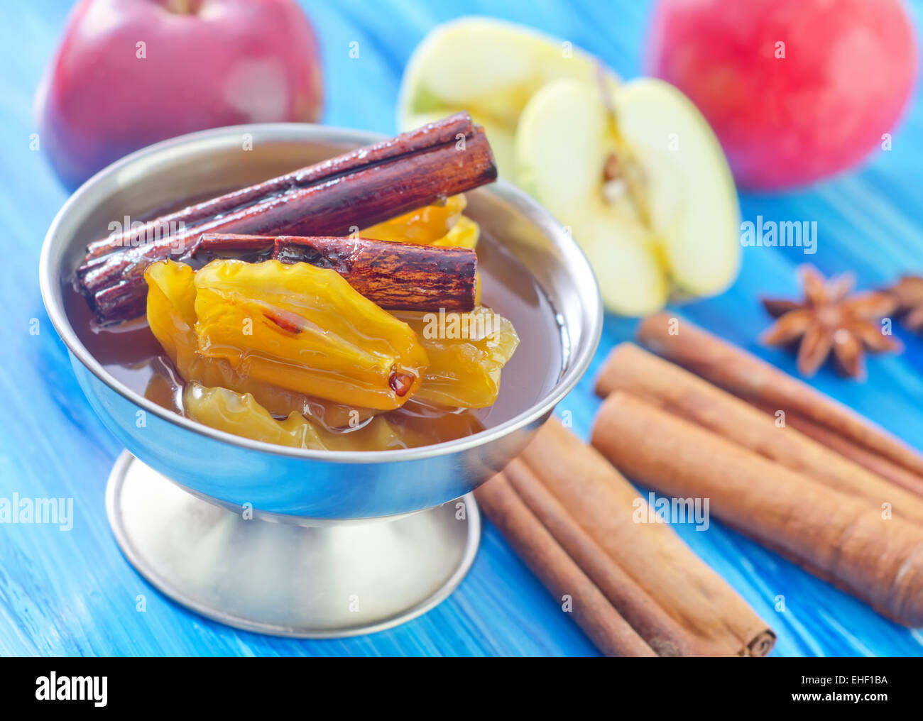 apple in sirup Stock Photo - Alamy