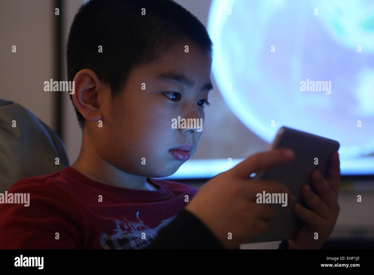 Games people in flat hi-res stock photography and images - Alamy