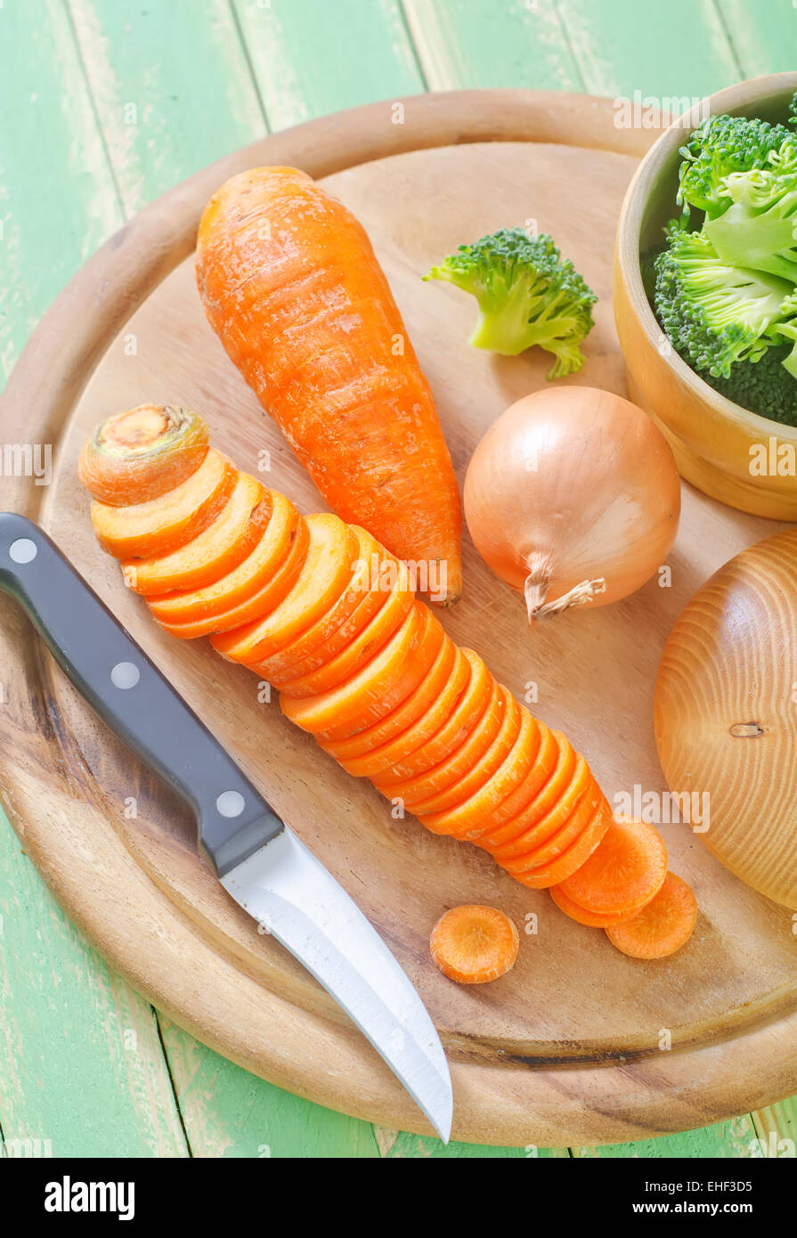 Messy chopping board hi-res stock photography and images - Alamy
