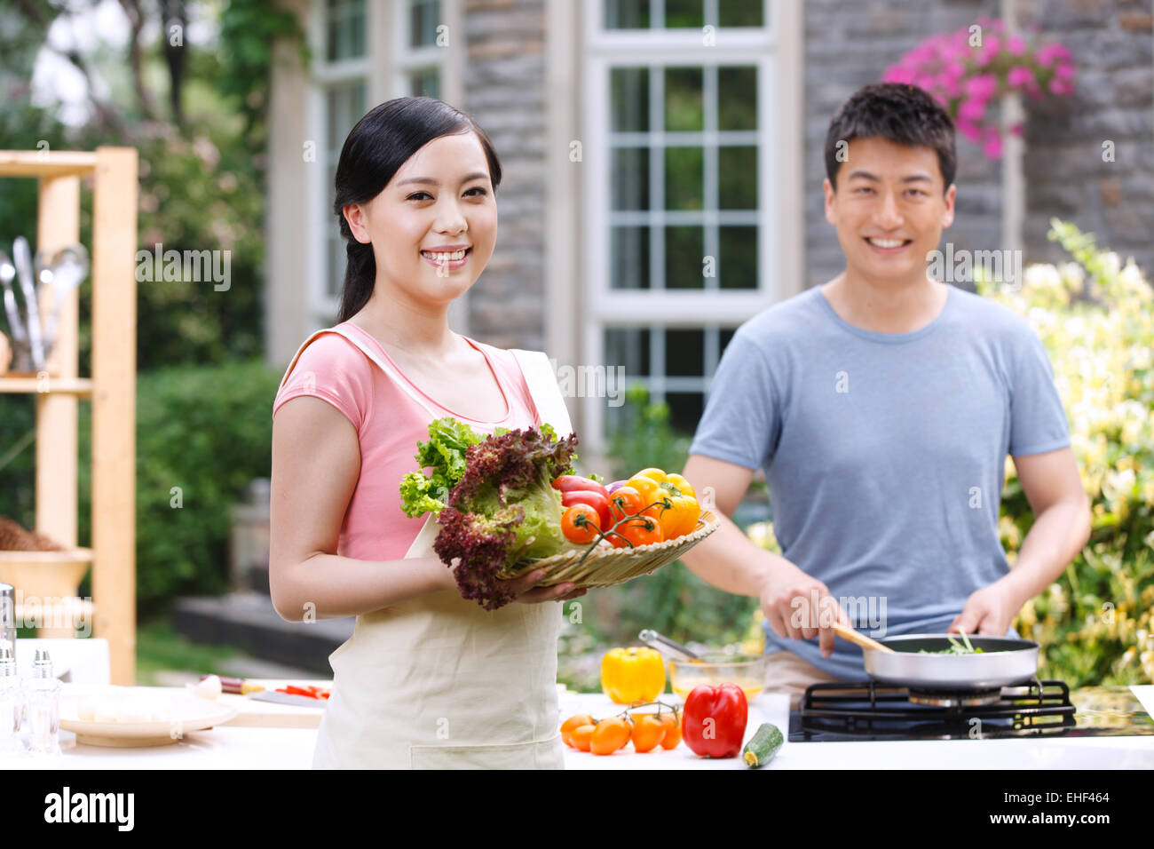 Outdoor kitchen chinese hi-res stock photography and images - Alamy